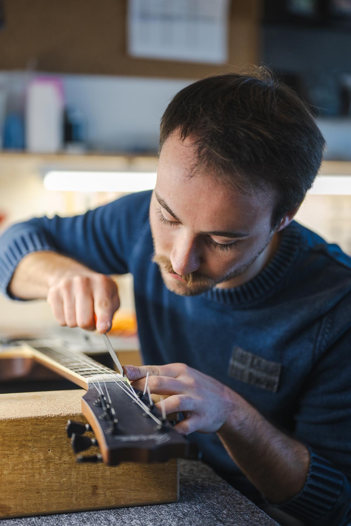 Rencontrez l'équipe Marceau Guitars, des luthiers passionnés - Marceau ...